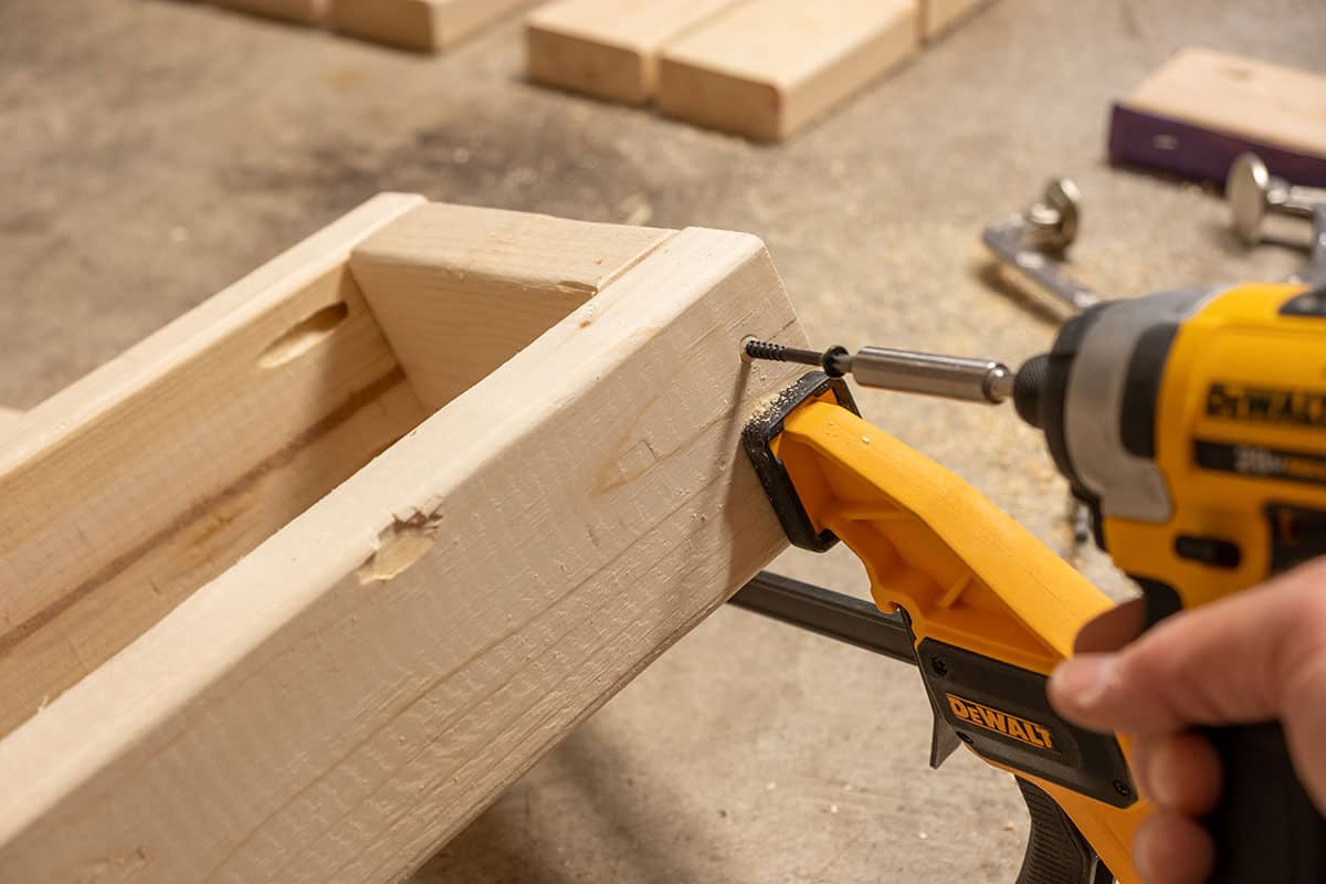 Small DIY Decorative Outdoor Bench - Home DIY Fun